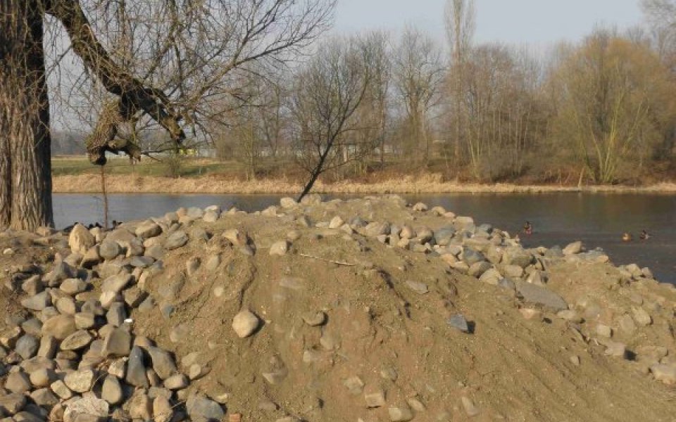 Pravý břeh řeky po revitalizaci prokoukne | OHŘE MEDIA