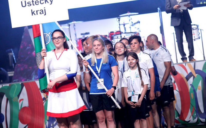 Bylo super podívat se do prostředí olympioniků, říká mladá královna ...